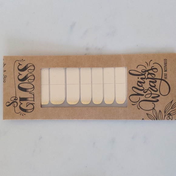 SoGloss | Accessories | Nude And Gold Sogloss Nail Wraps | Poshmark
